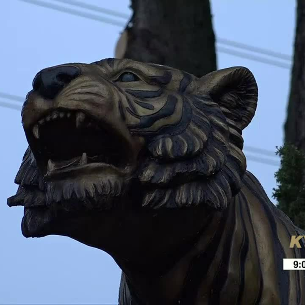 Large Bronze Bengal Tiger Statue | Randolph Rose Collection